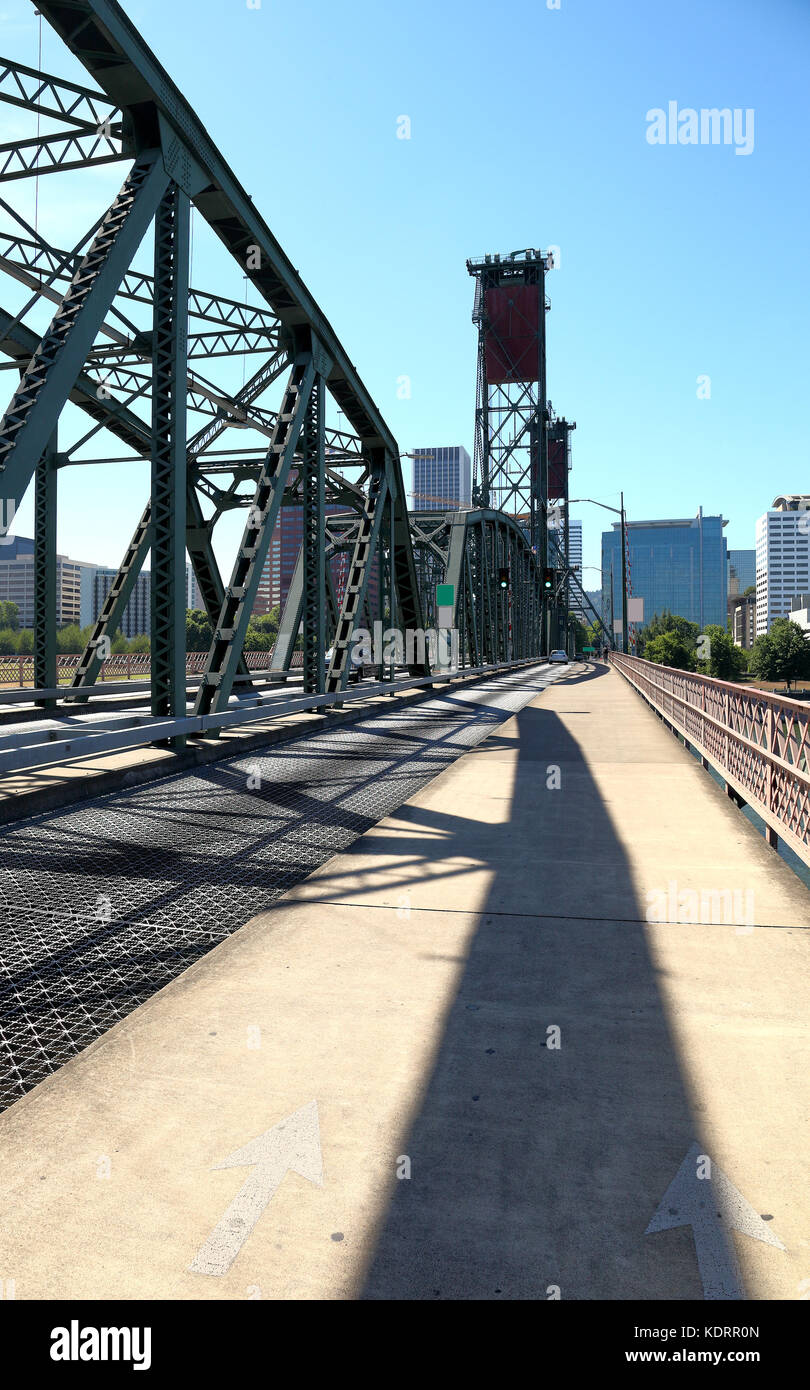 Hawthorne Bridge, Portland Stock Photo - Alamy