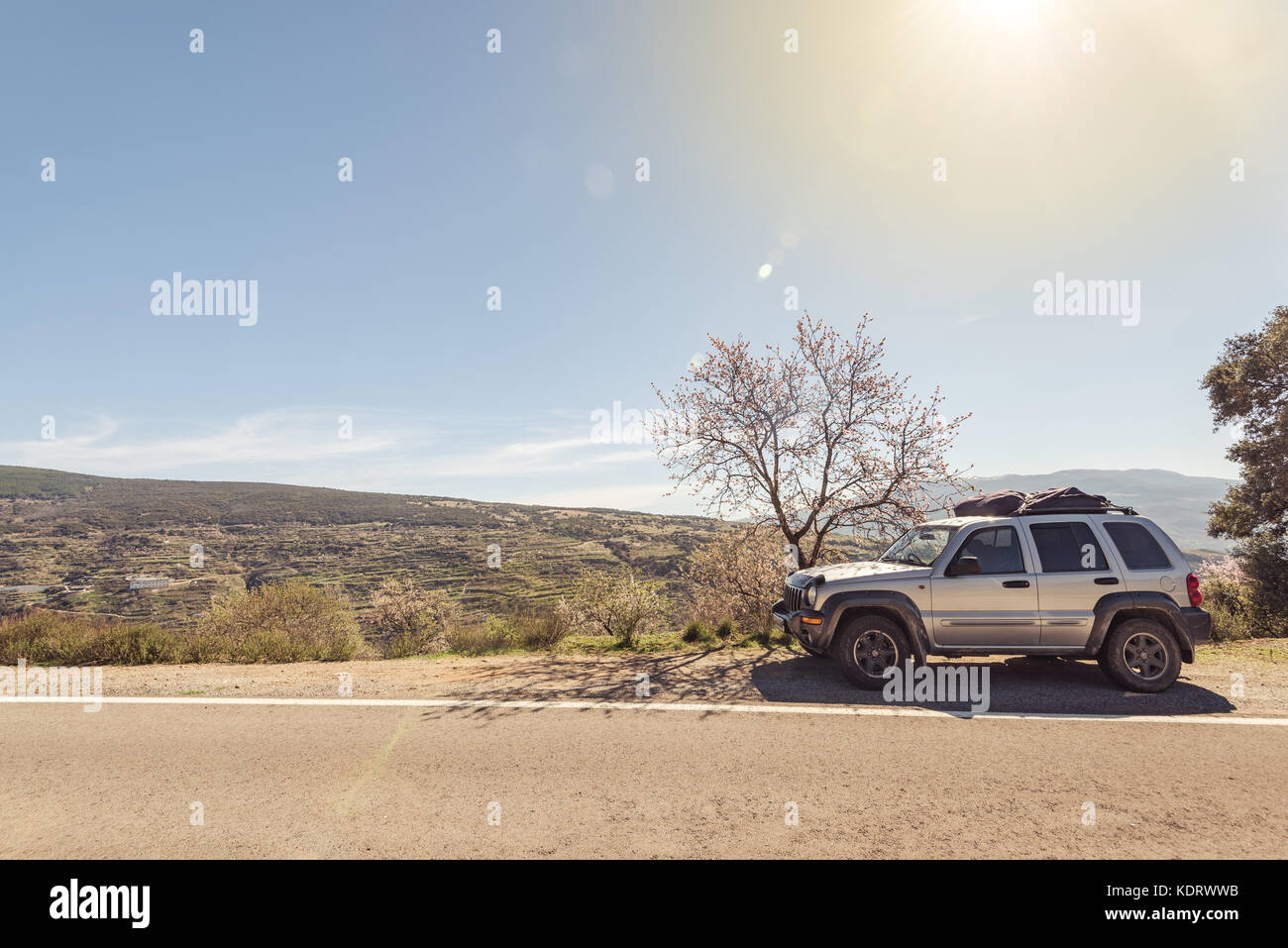 Offroad side view hi-res stock photography and images - Alamy