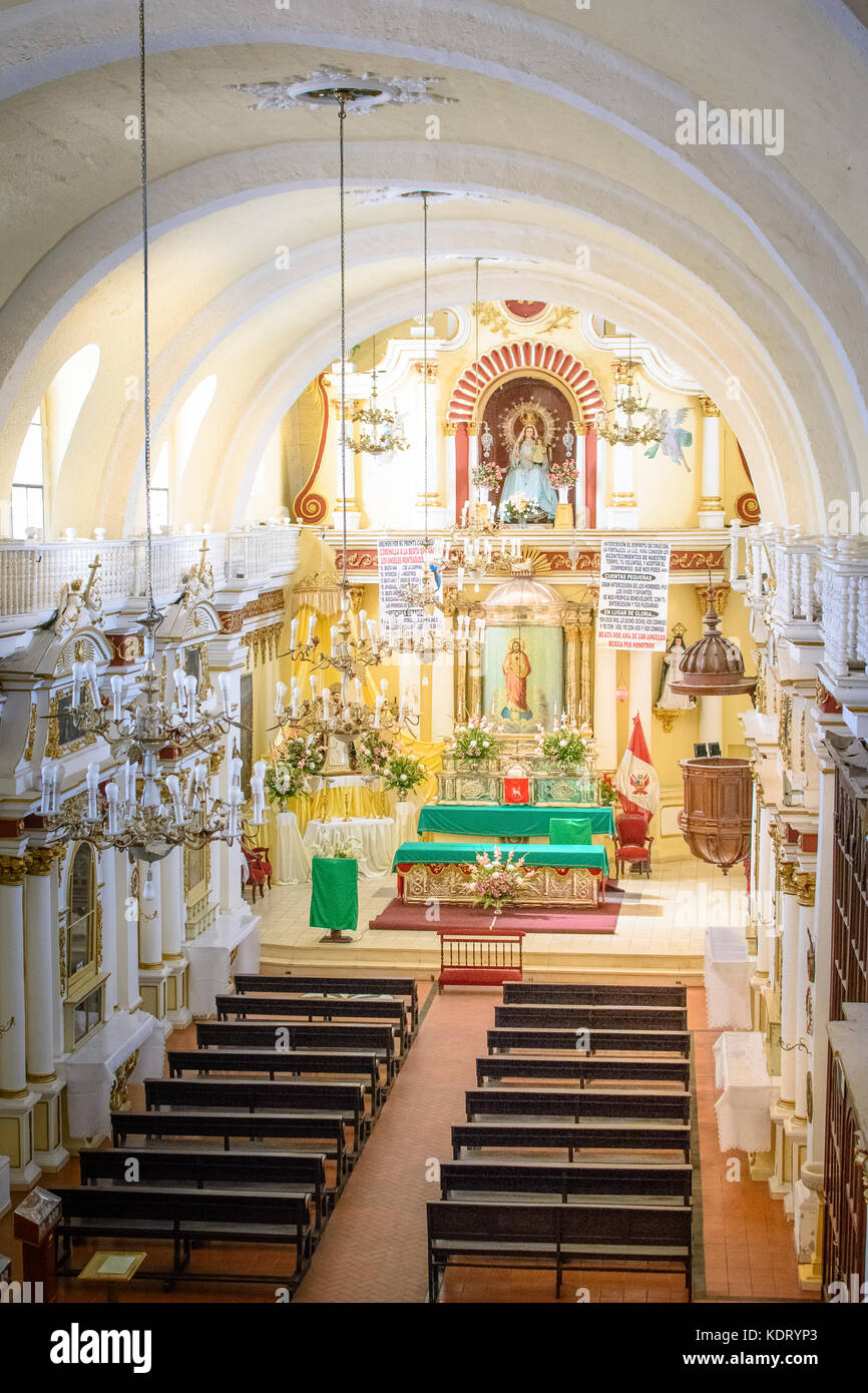Cathedral interior Peru Stock Photo - Alamy