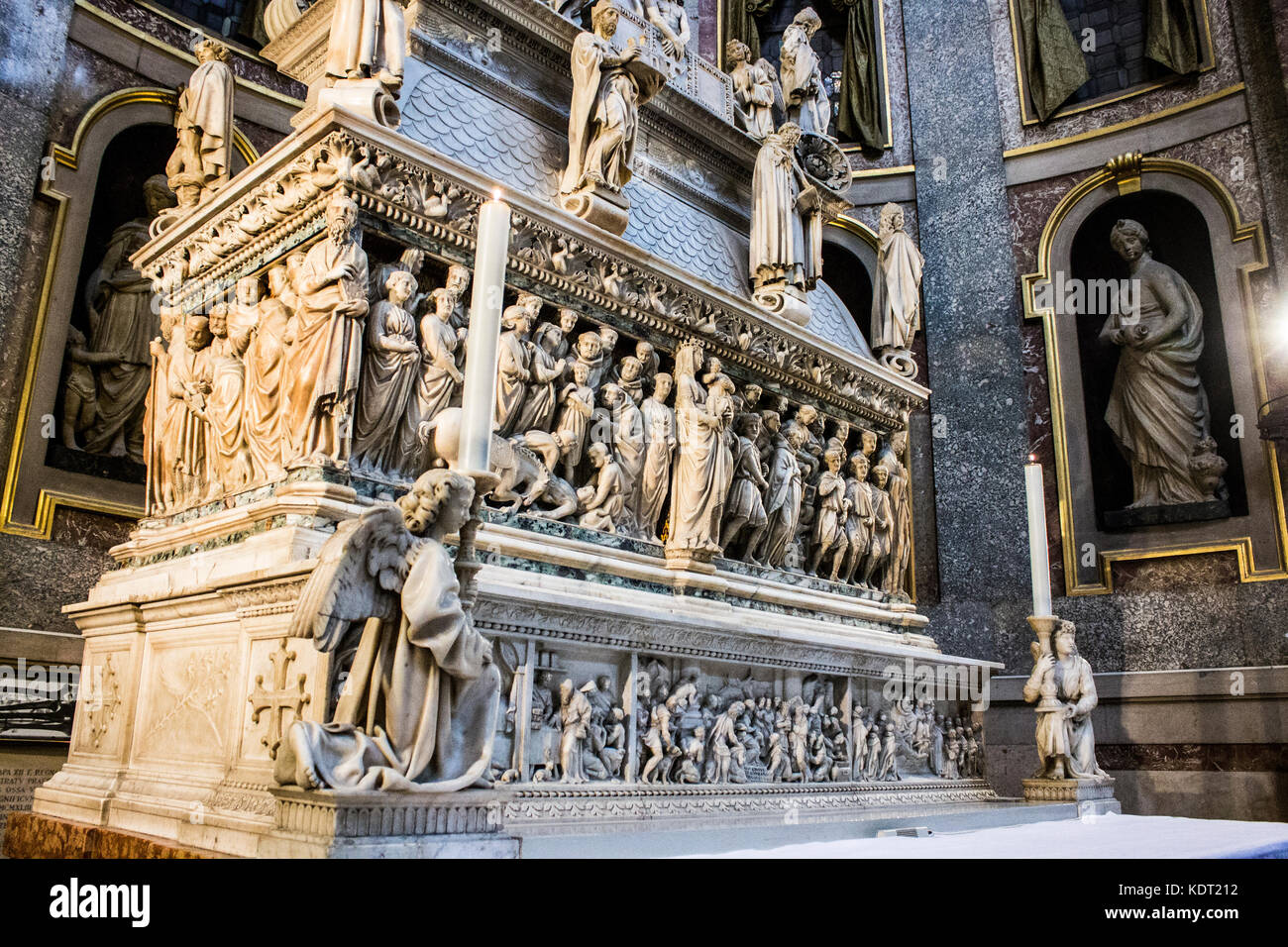 The Ark of Saint Dominic, a Renaissance sarcophagus containing his ...