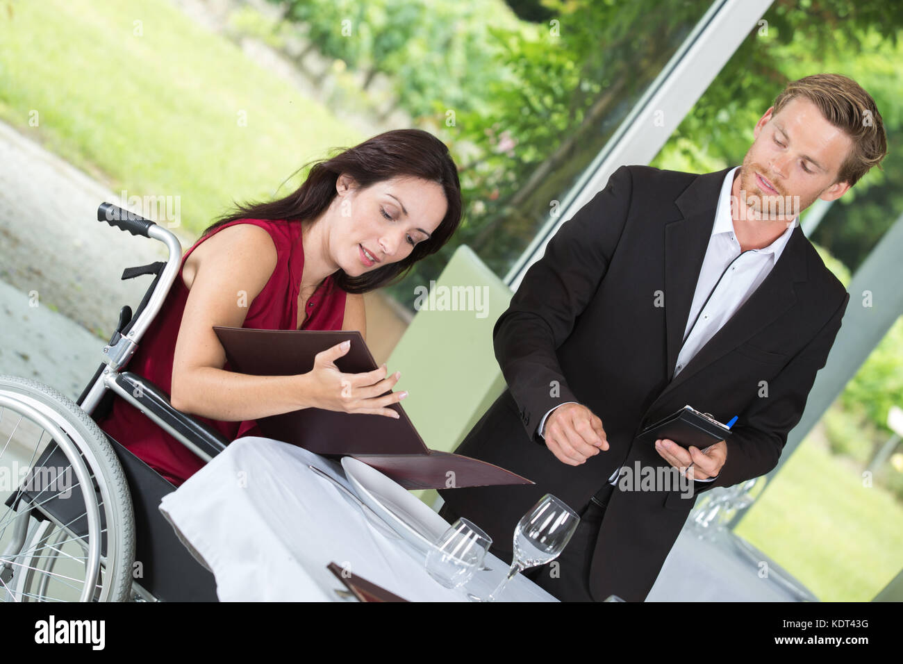 waiter waiting for the order Stock Photo - Alamy