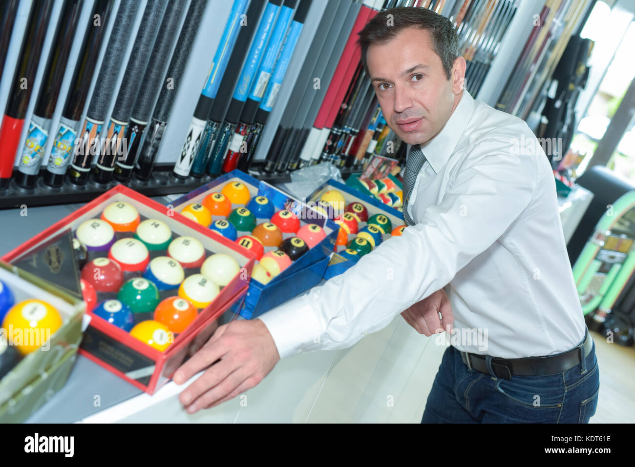 Professional billiards player hi-res stock photography and images - Alamy