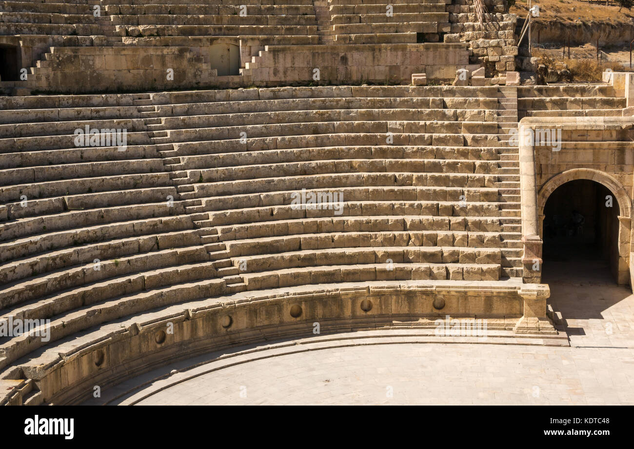 Roman amphitheatre theatre High Resolution Stock Photography and Images ...