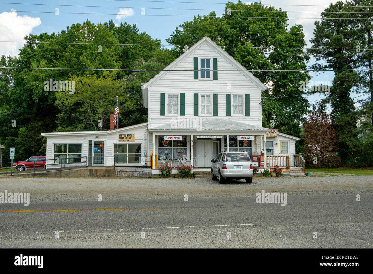 Early 1900s grocery store hi-res stock photography and images - Alamy