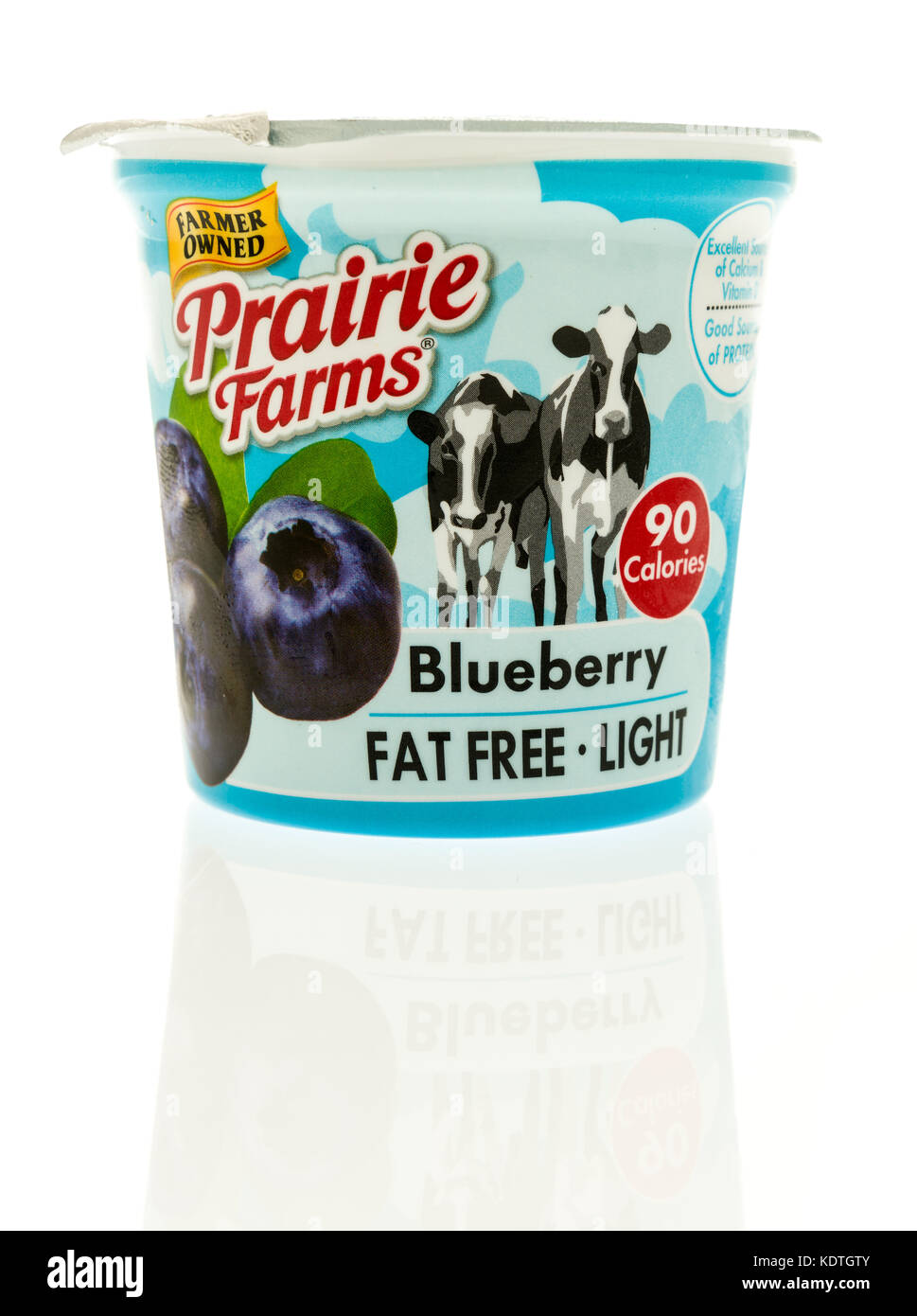 Winneconne, WI - 12 October 2017: A container of Prairie Farms yogurt ...