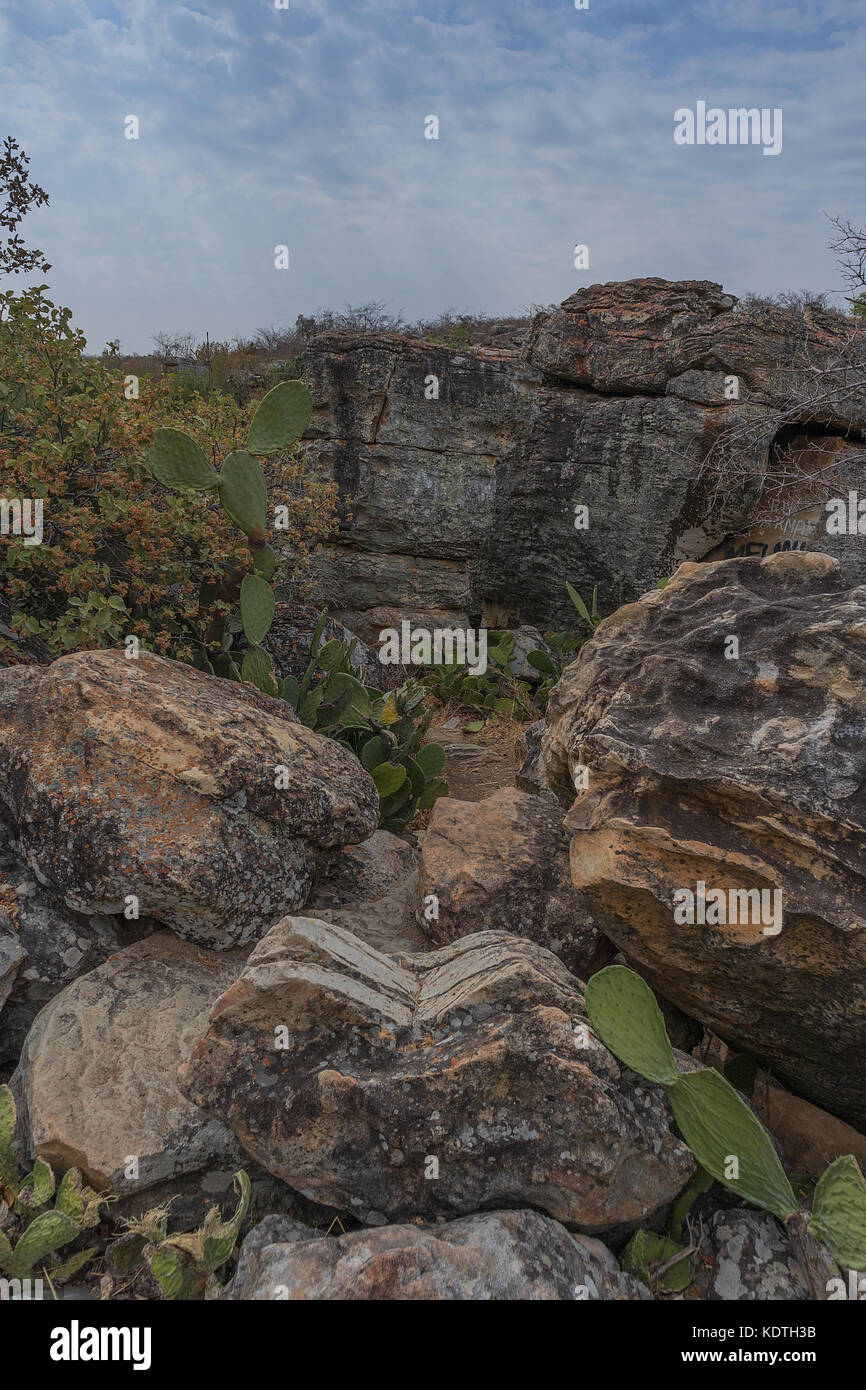 Passage between the Canyon of the mountain range. Lubango. Angola Stock ...