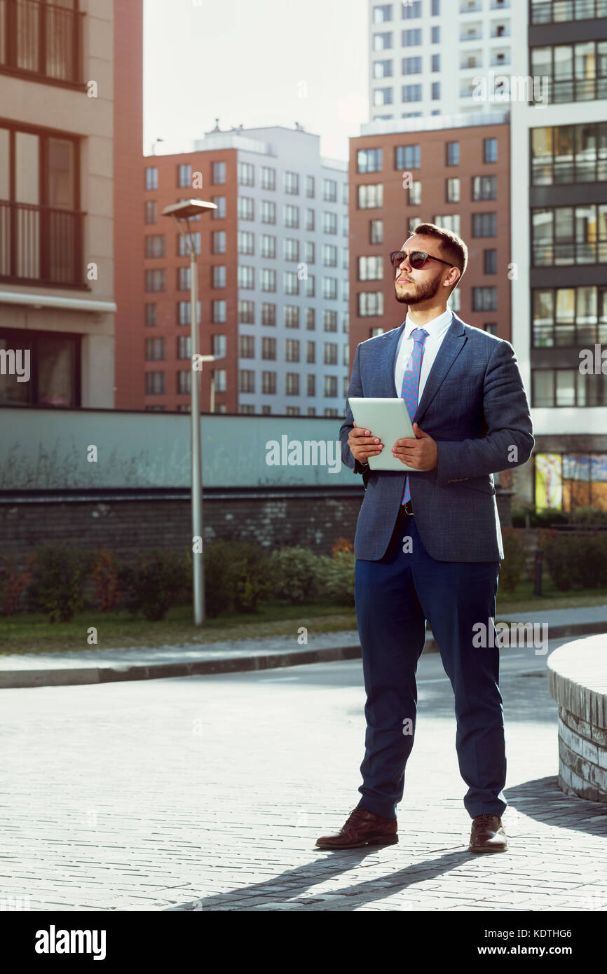 Real estate agent businessman modern city Stock Photo - Alamy