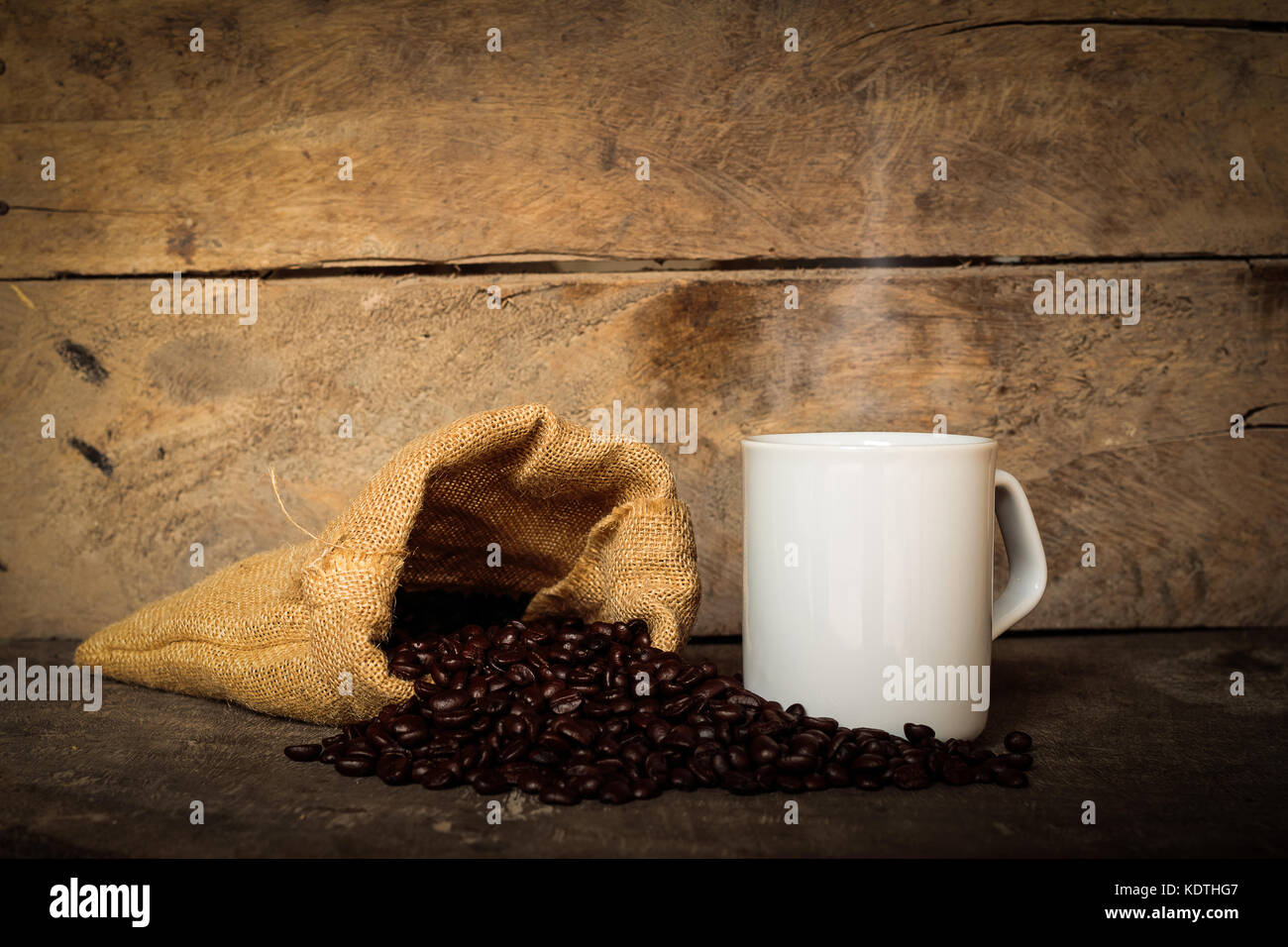Sacks cafe hi-res stock photography and images - Alamy