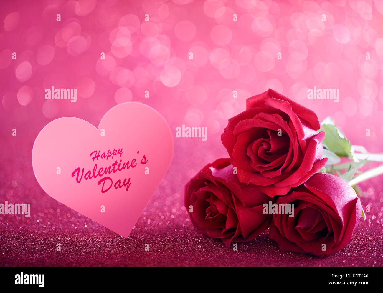 Three red roses hi-res stock photography and images - Alamy