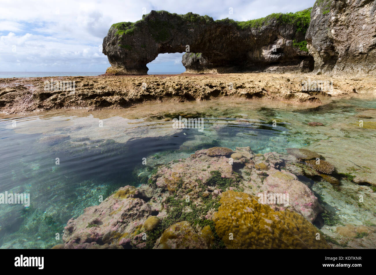 Niue arch hi-res stock photography and images - Alamy