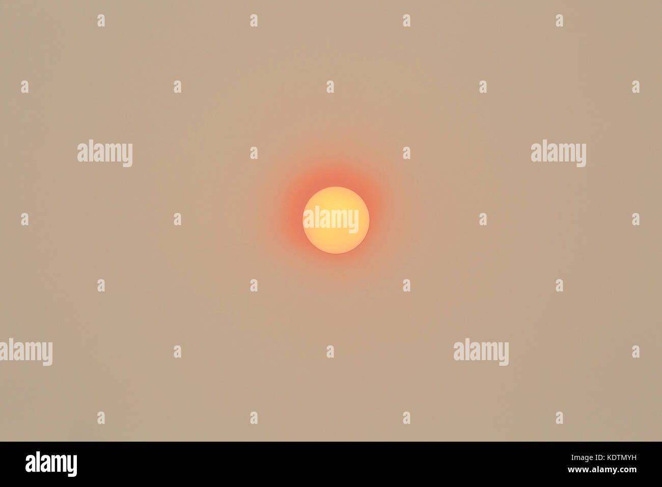 Red Sky Phenomenon, October 2017, Hurricane Ophelia Stock Photo - Alamy