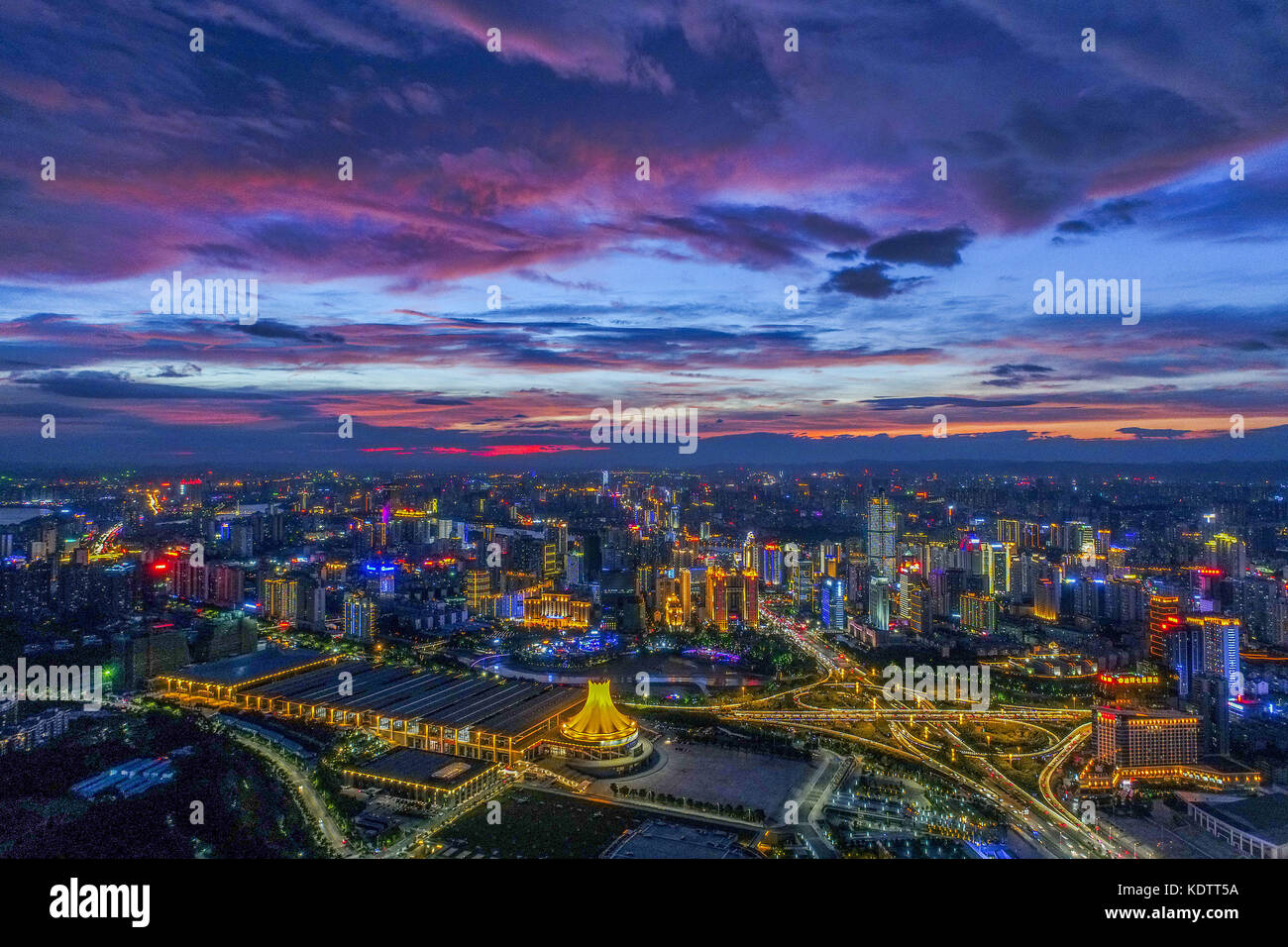 Nanning, China. 15th Oct, 2017. (EDITORIAL USE ONLY. CHINA OUT ...