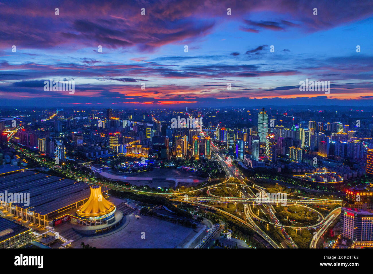 Nanning, China. 15th Oct, 2017. (EDITORIAL USE ONLY. CHINA OUT ...