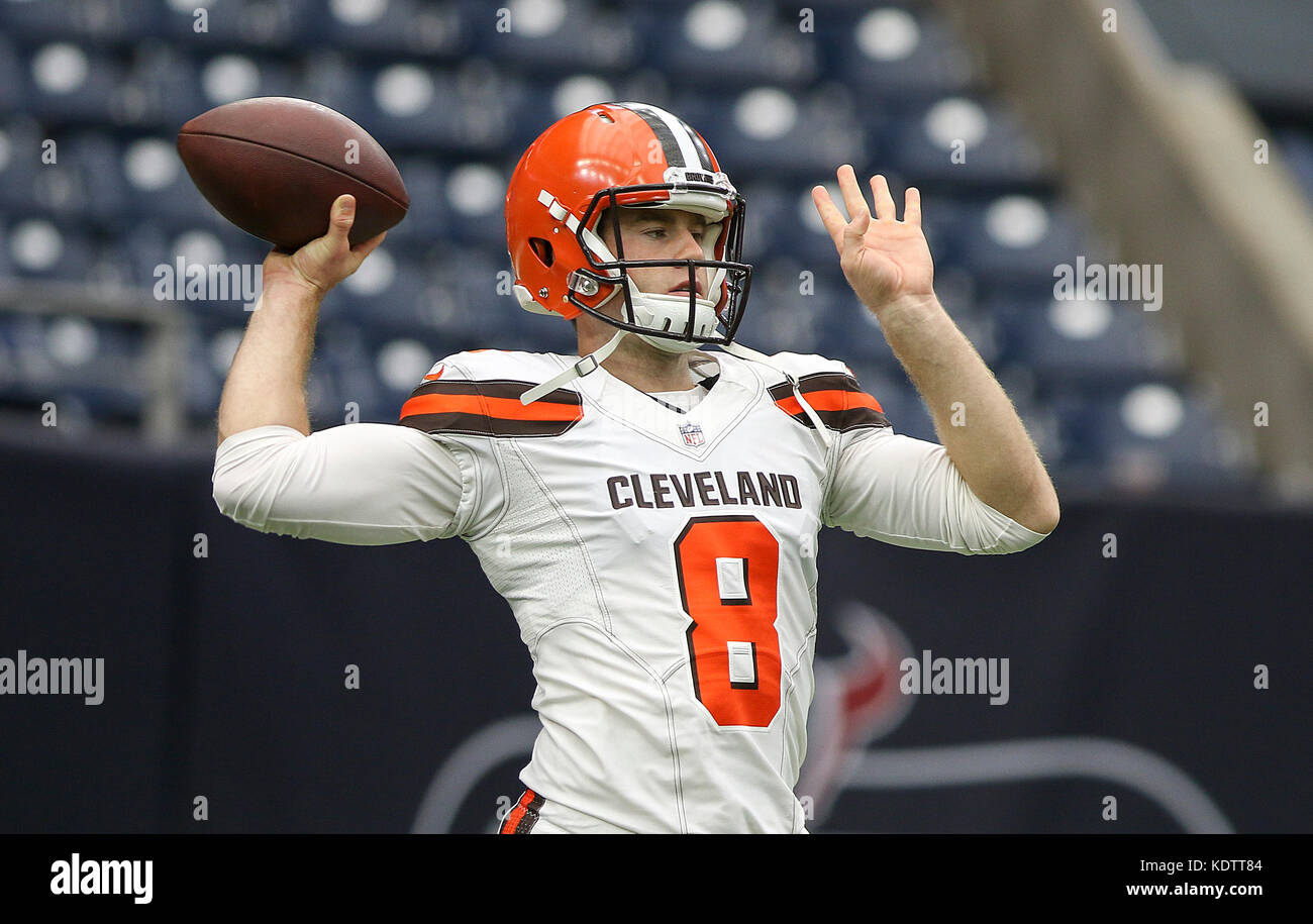 Cleveland browns quarterback hi-res stock photography and images - Alamy