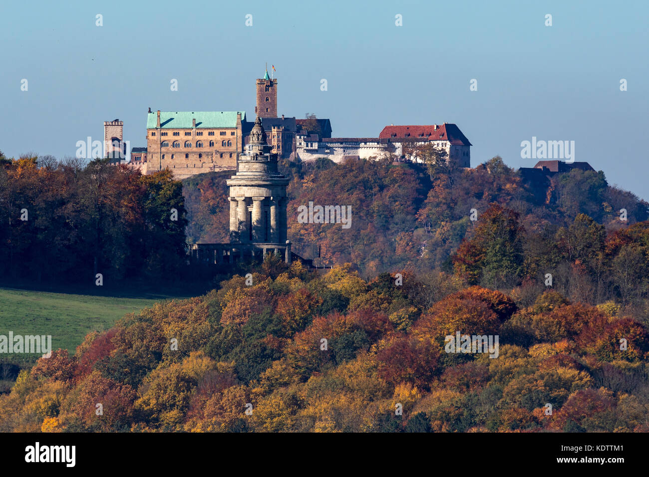 Eisenach, Germany. 14th Oct, 2017. From this perspective, the monument ...