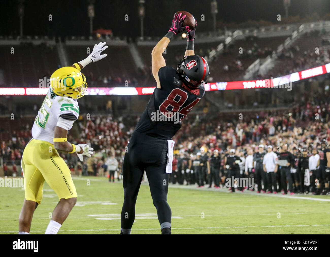 Stanford, United States. 14th Oct, 2017. Stanford Cardinal tight end ...