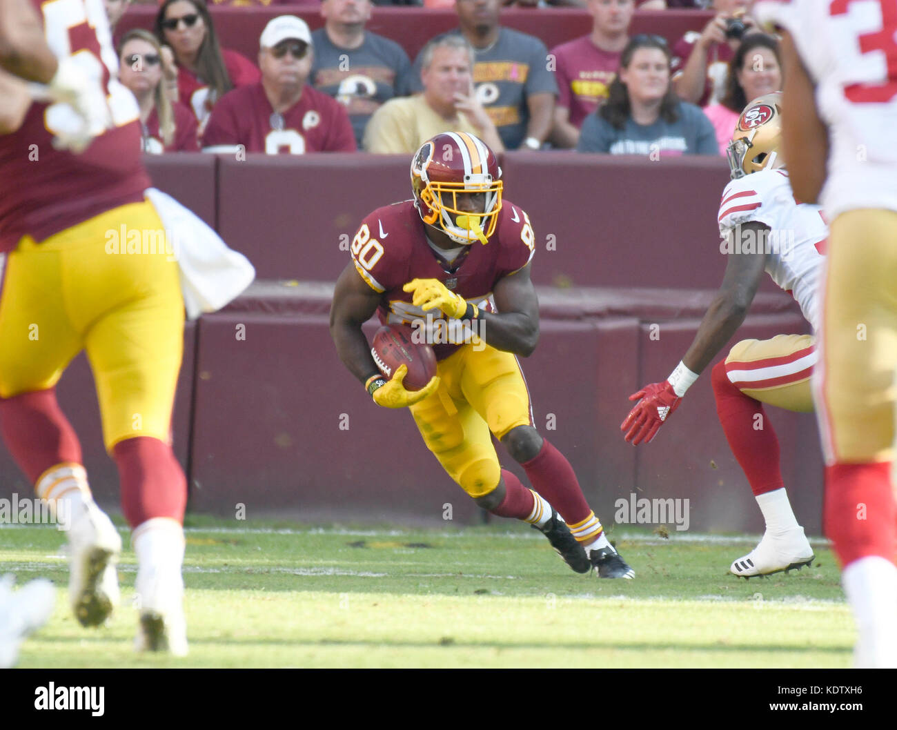 Washington Redskins wide receiver Jamison Crowder (80) returns a punt ...