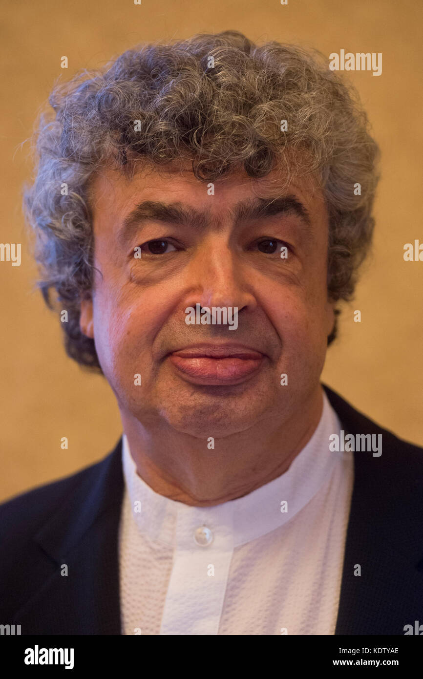 Semyon Bychkov, new principal conductor of the Czech Philharmonic ...