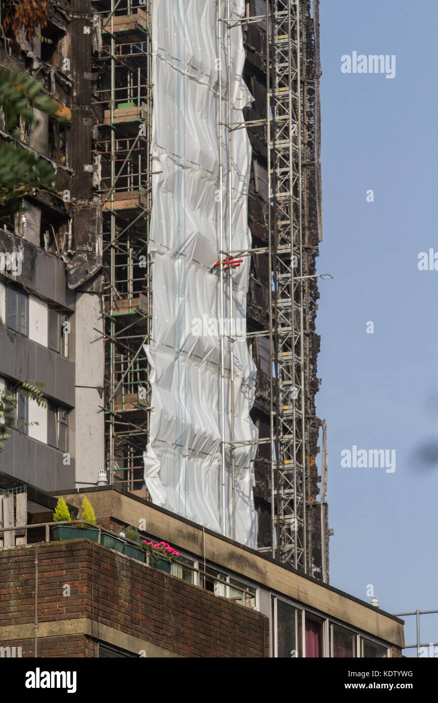 London, UK. 16th Oct, 2017. Workers have started the process of cover ...