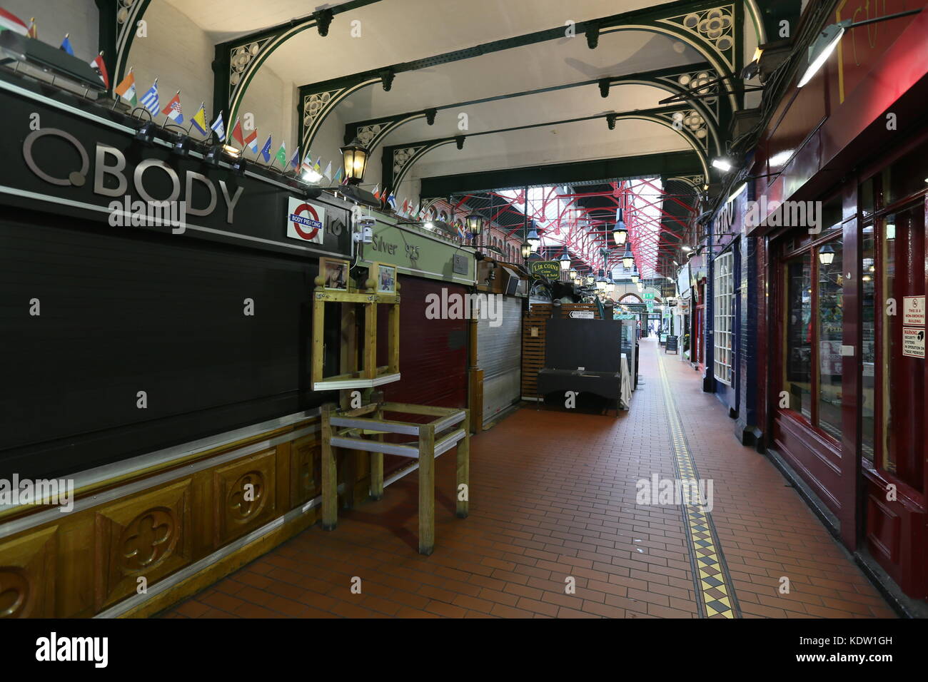 Georges street arcade dublin hi-res stock photography and images - Alamy
