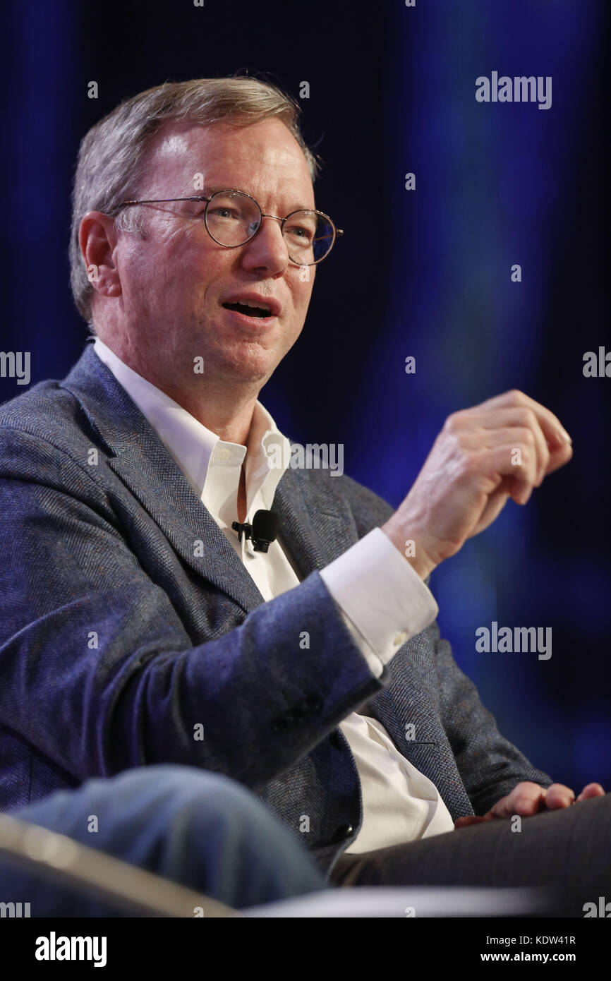 Santa Monica, CA, USA. 5th Mar, 2014. Eric Schmidt, executive chairman ...