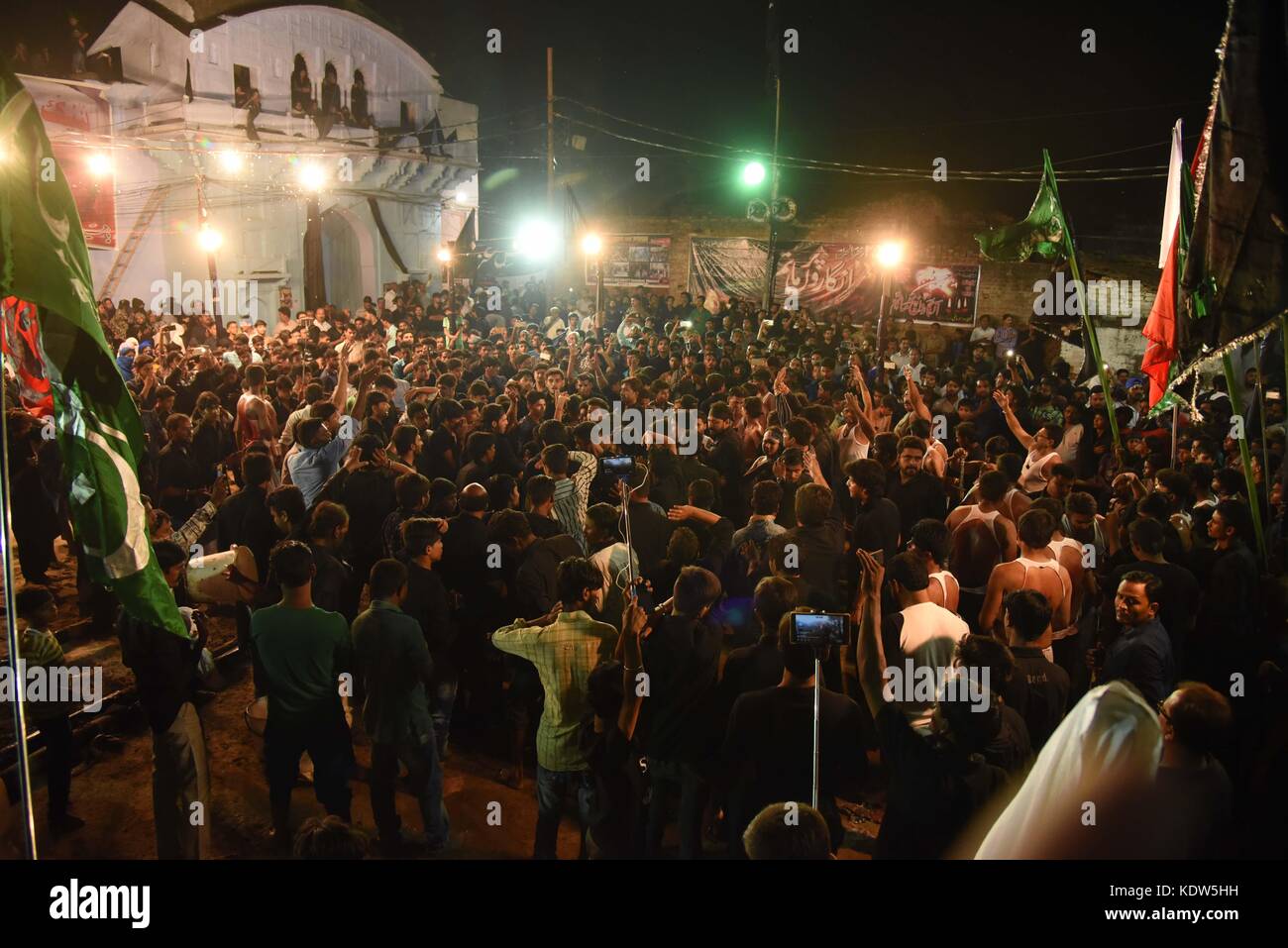 Shite Muslims High Resolution Stock Photography and Images - Alamy