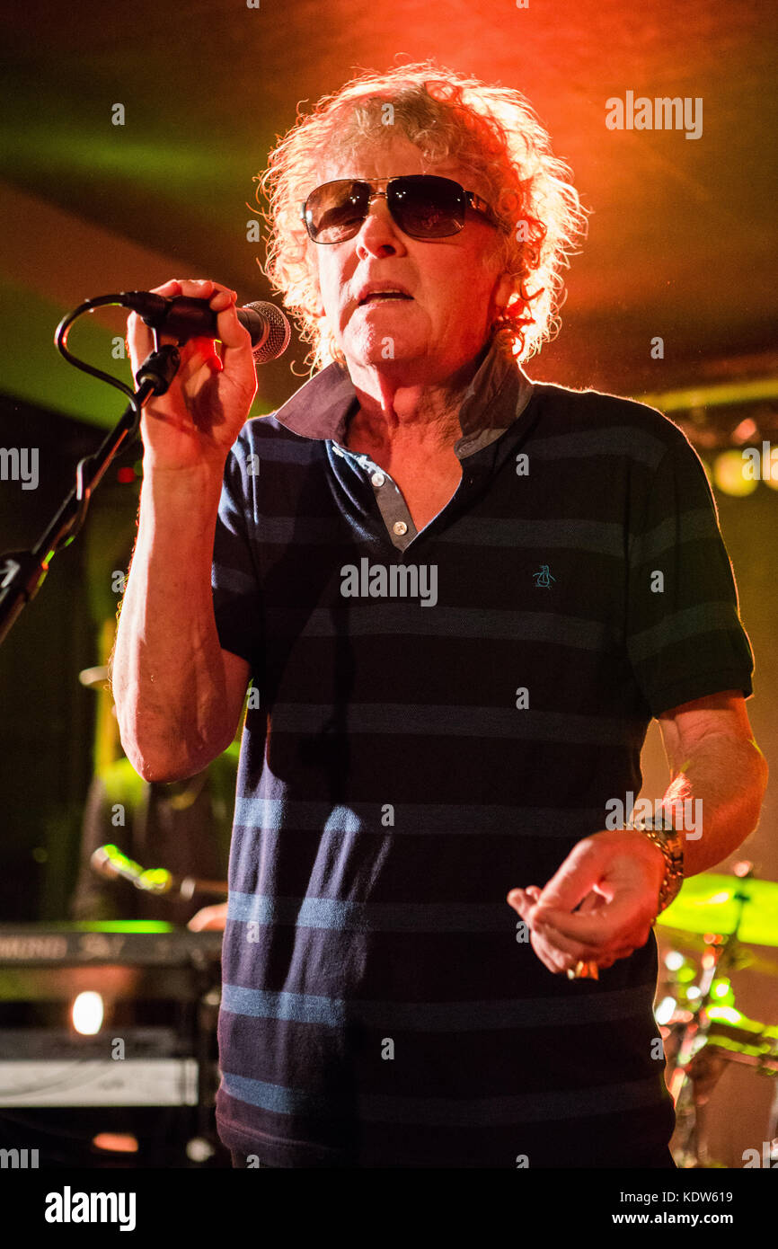 Ian hunter singer hi-res stock photography and images - Alamy