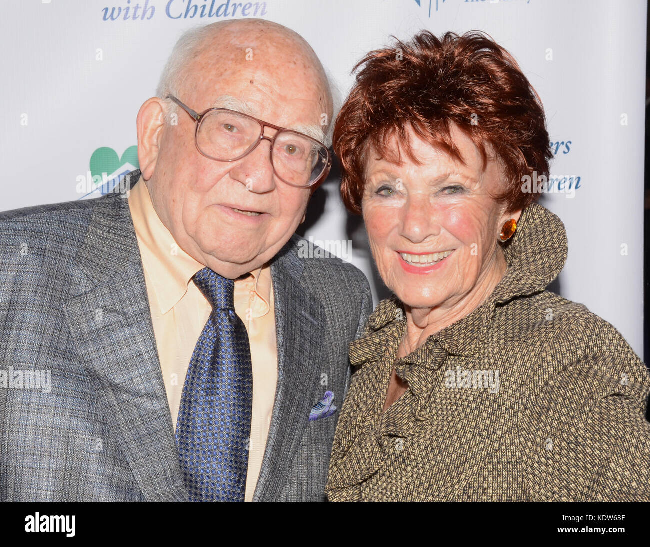 Universal City, USA. 15th Oct, 2017. Ed Asner and Marion Ross attends ...