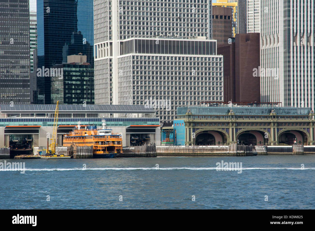 Lower view of a building hi-res stock photography and images - Alamy