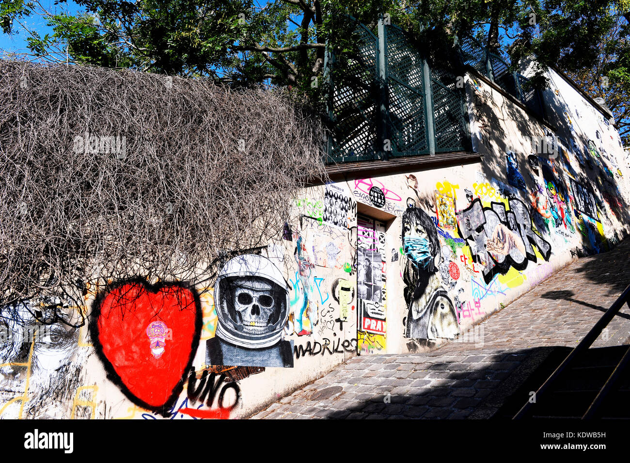 Tourism tagged wall hi-res stock photography and images - Alamy
