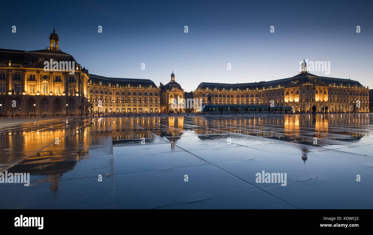 Travel bordeaux france not map hi-res stock photography and images - Alamy