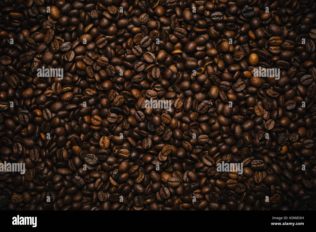 Coffee beans texture Stock Photo - Alamy