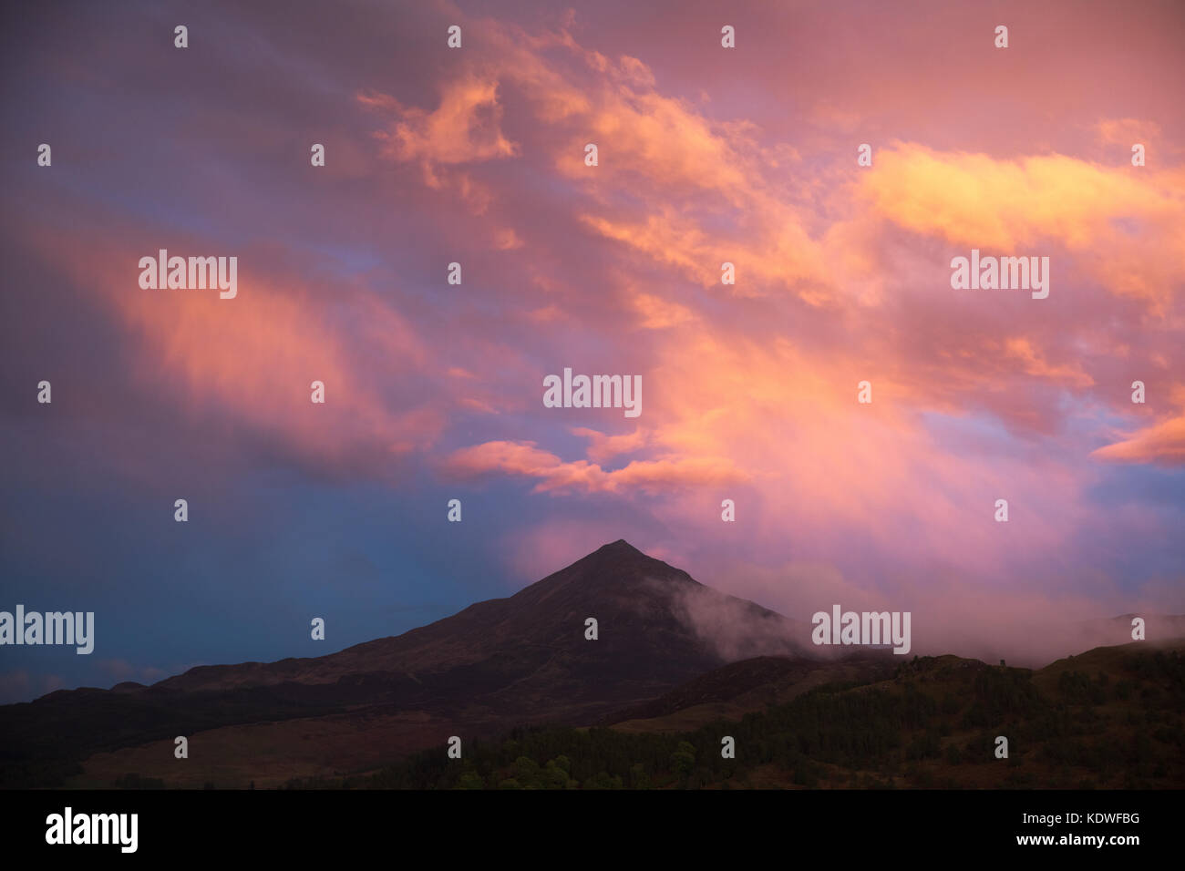 Twilight over Schiehallion, Loch Rannoch, Perthshire, Scotland, UK ...
