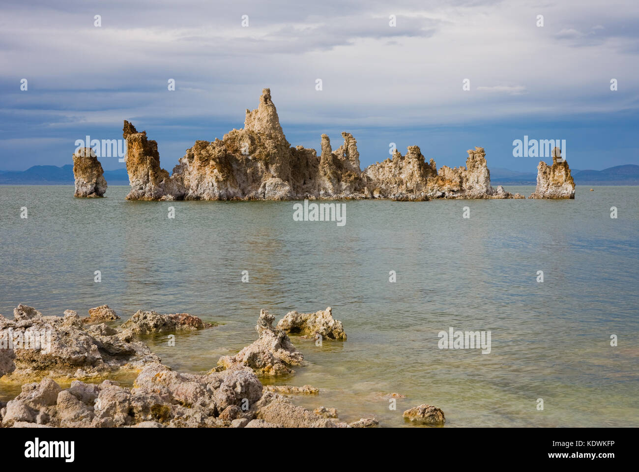 Mono Lake in California Stock Photo - Alamy