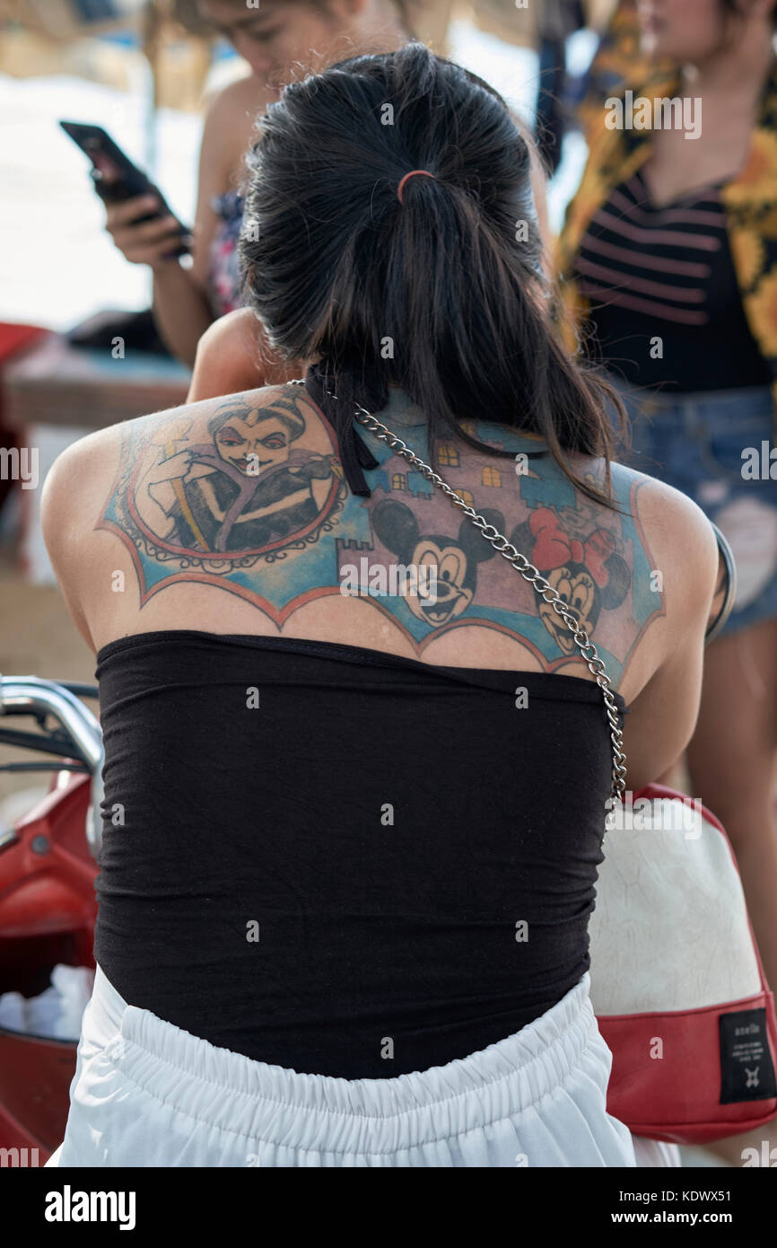 Woman tattooed hi-res stock photography and images - Alamy