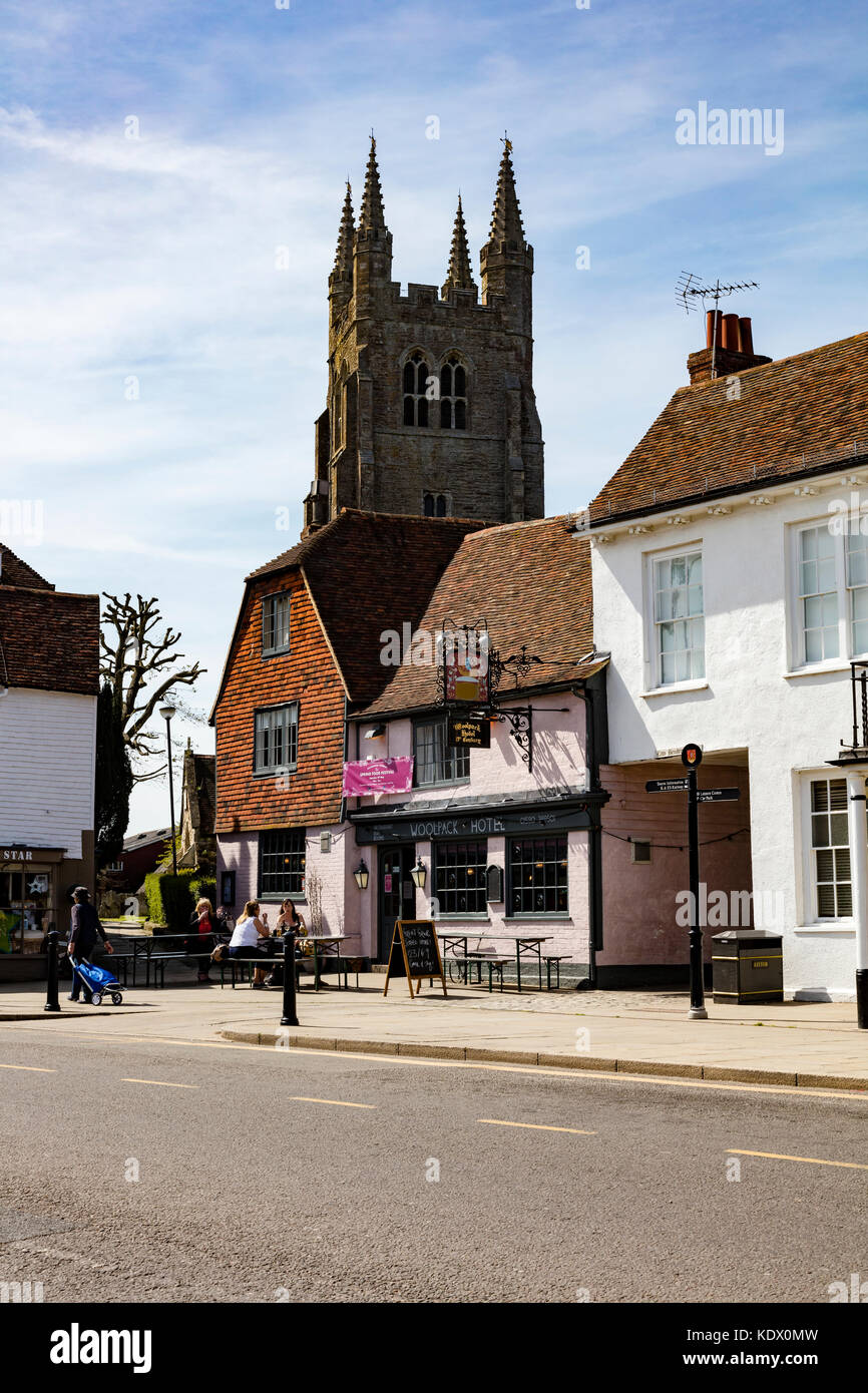 Woolpack hotel hi-res stock photography and images - Alamy