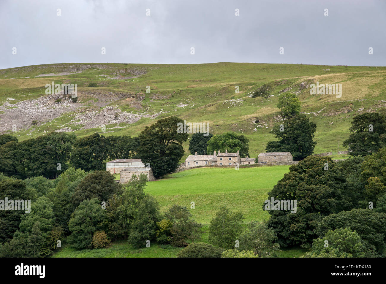 Yorkshire dales farm hi-res stock photography and images - Alamy