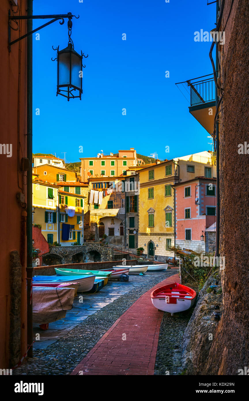 Tellaro village hi-res stock photography and images - Alamy