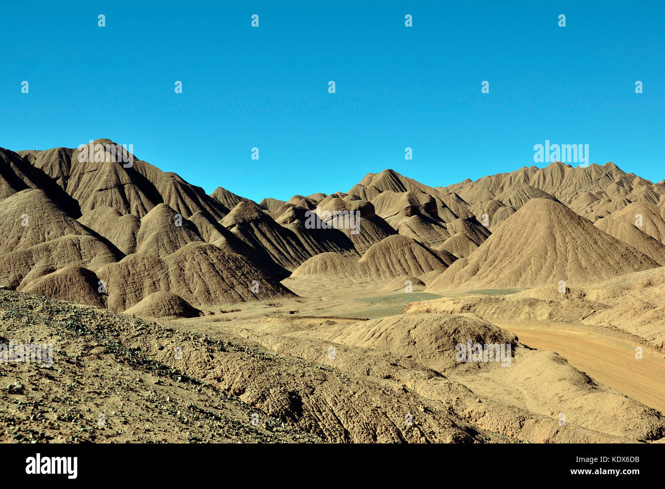 Labyrinth desert hi-res stock photography and images - Alamy