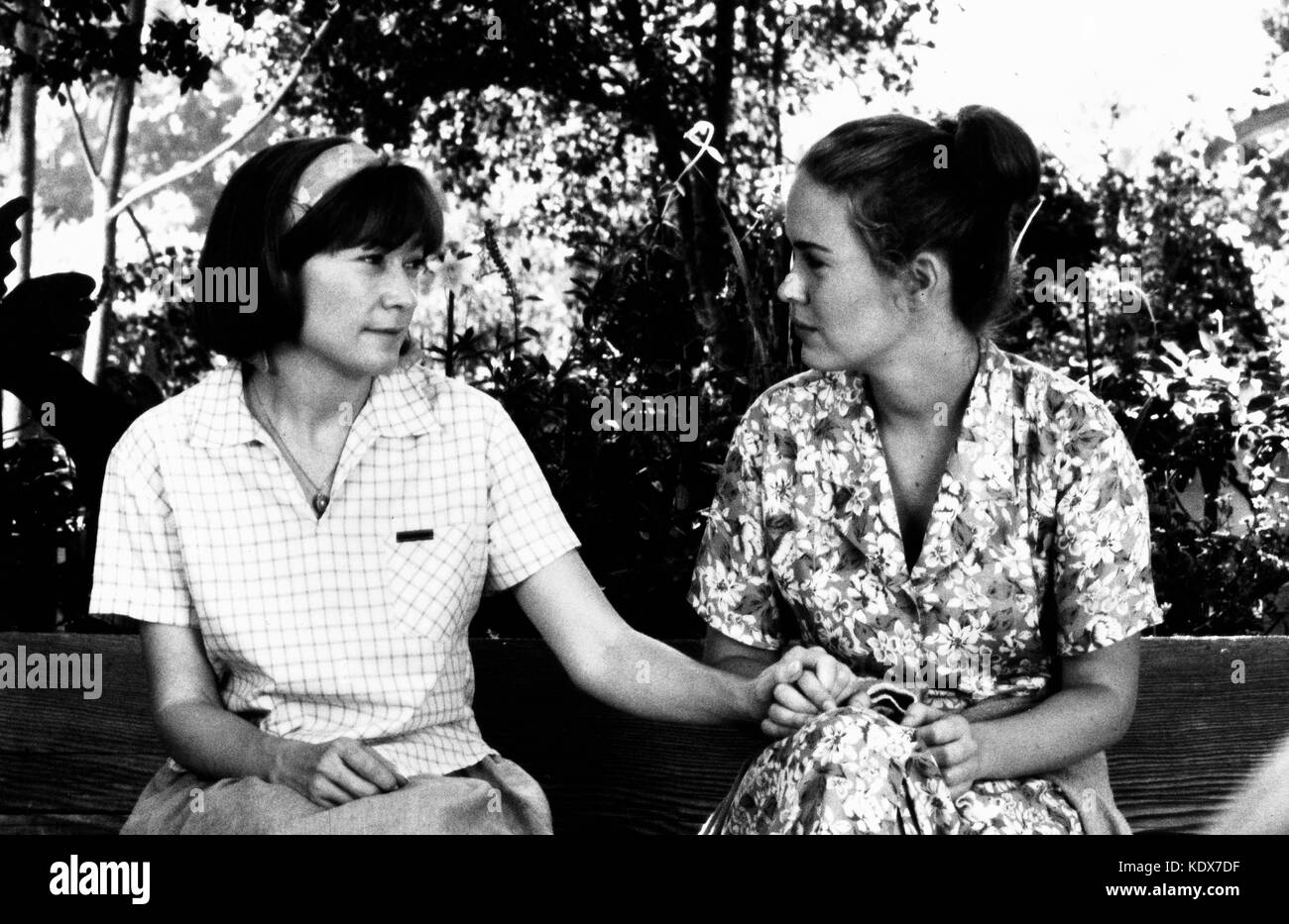 Ann magnuson hi-res stock photography and images - Alamy