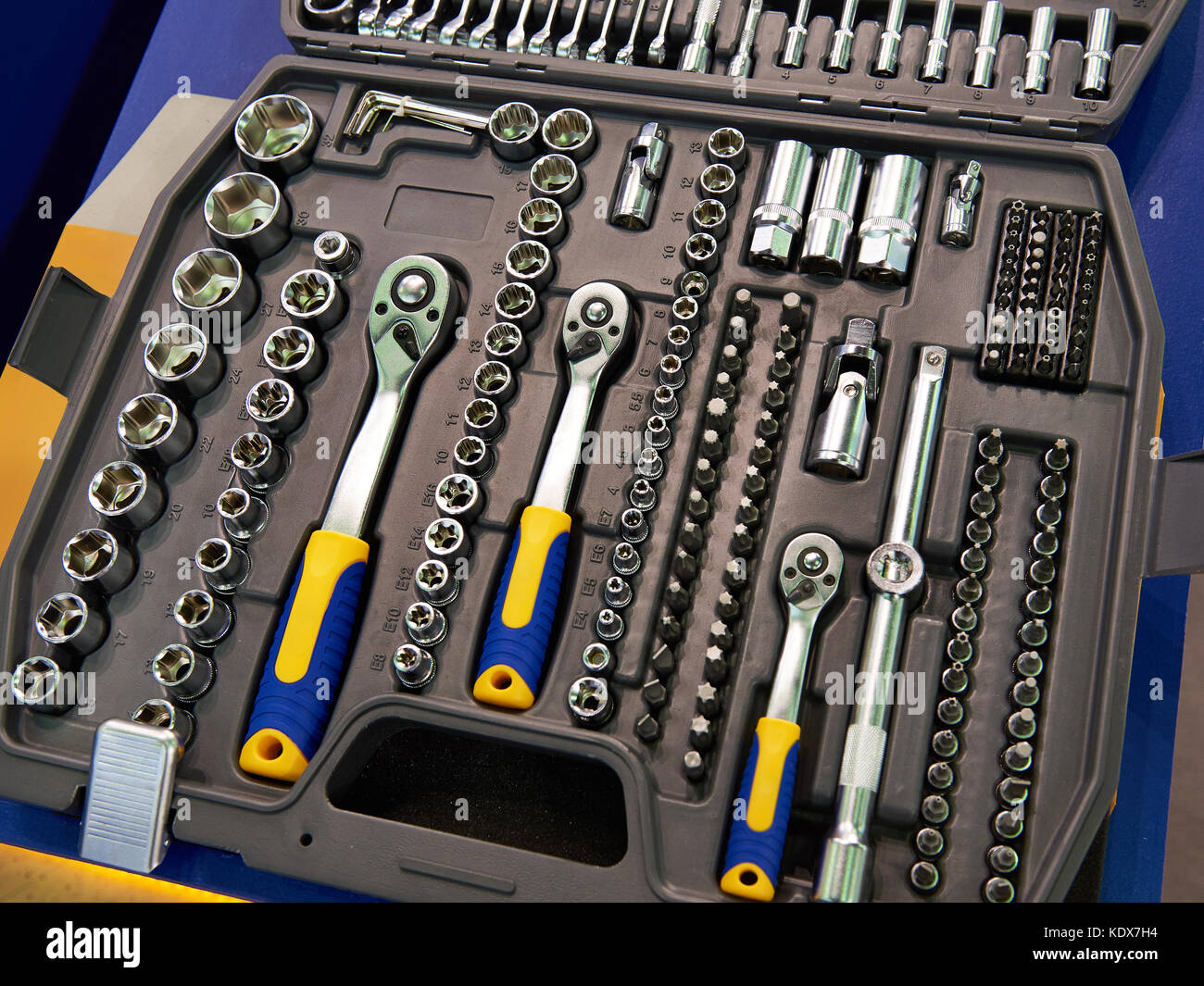 Spanner socket hi-res stock photography and images - Alamy