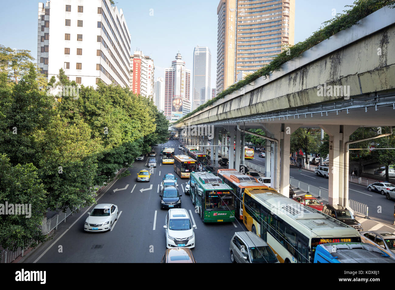 Guangzhou china traffic bus cars hi-res stock photography and images ...