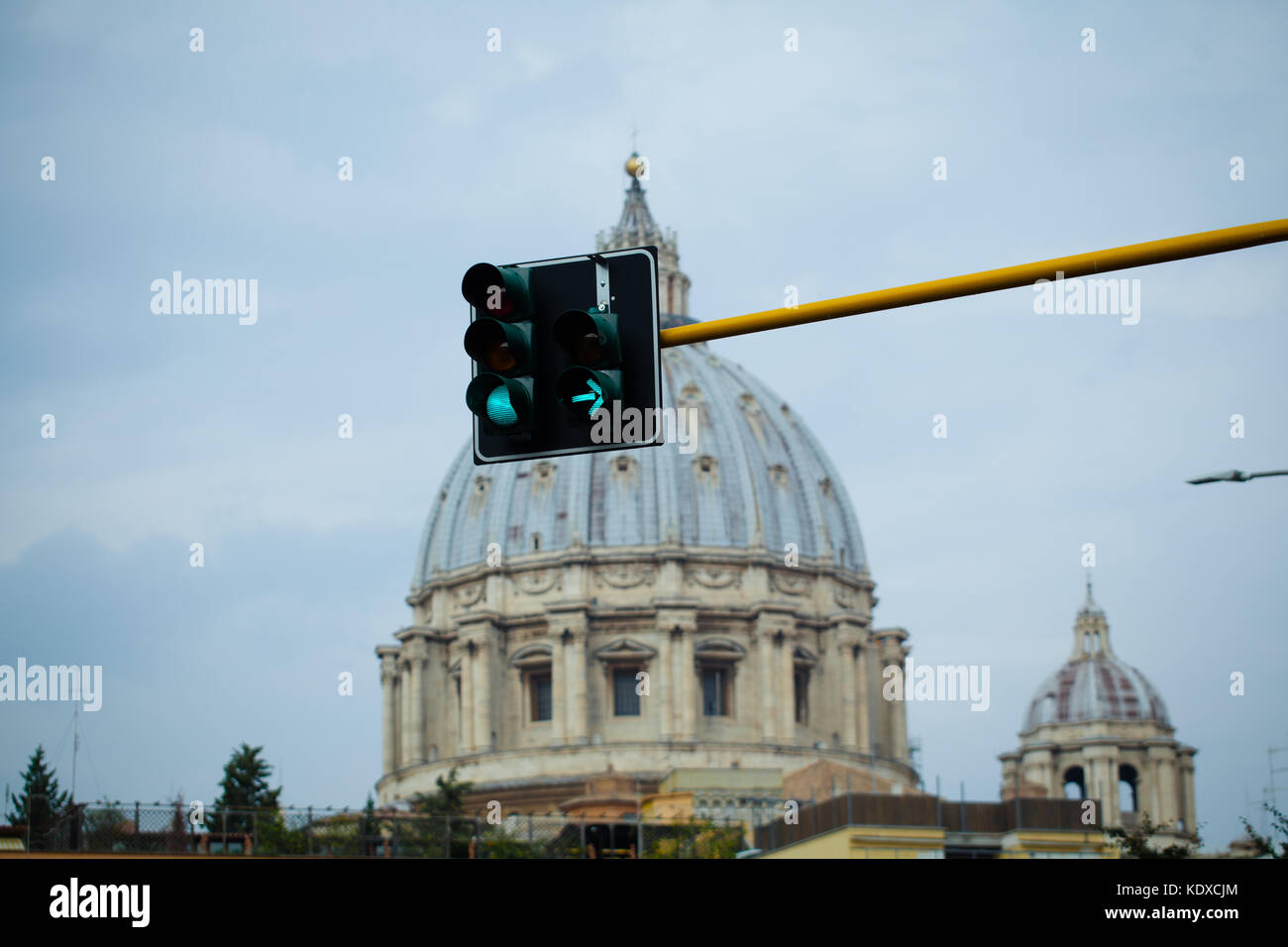 traffic light in Rome with St. Peter's Basilica in the background Stock ...