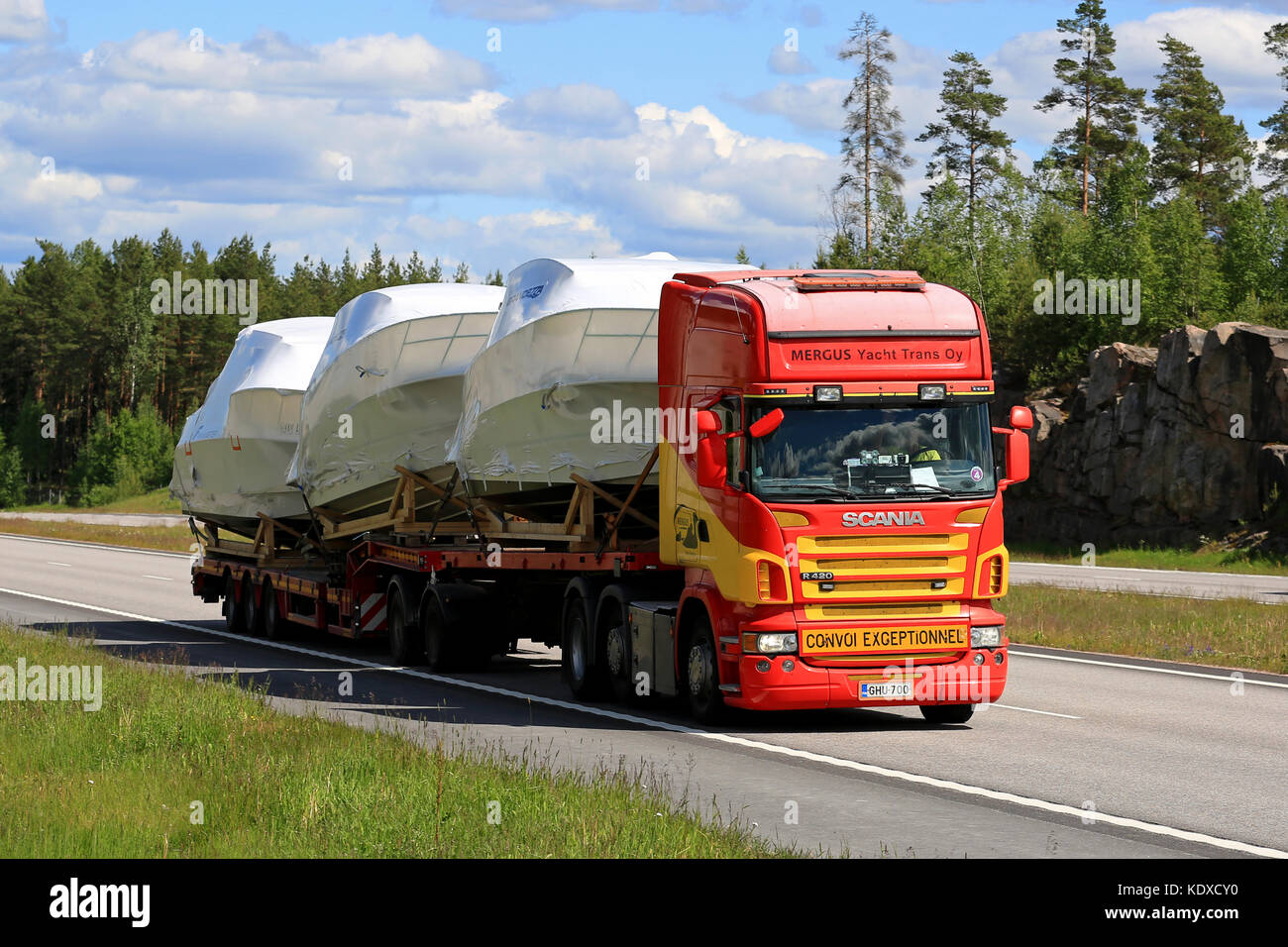 Scania r420 hi-res stock photography and images - Alamy
