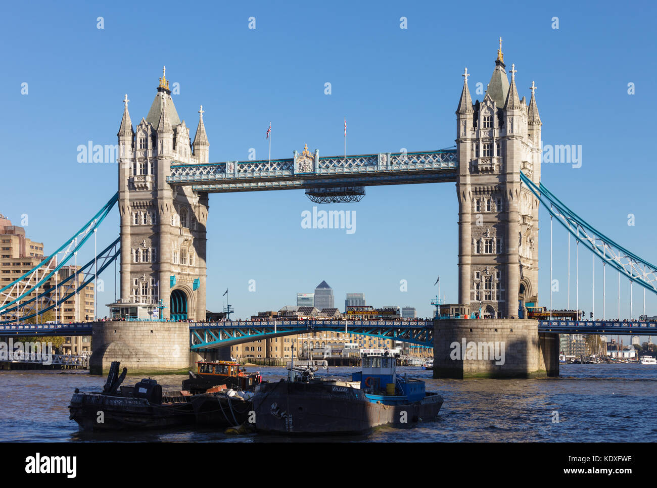 High resolution bridge hi-res stock photography and images - Alamy