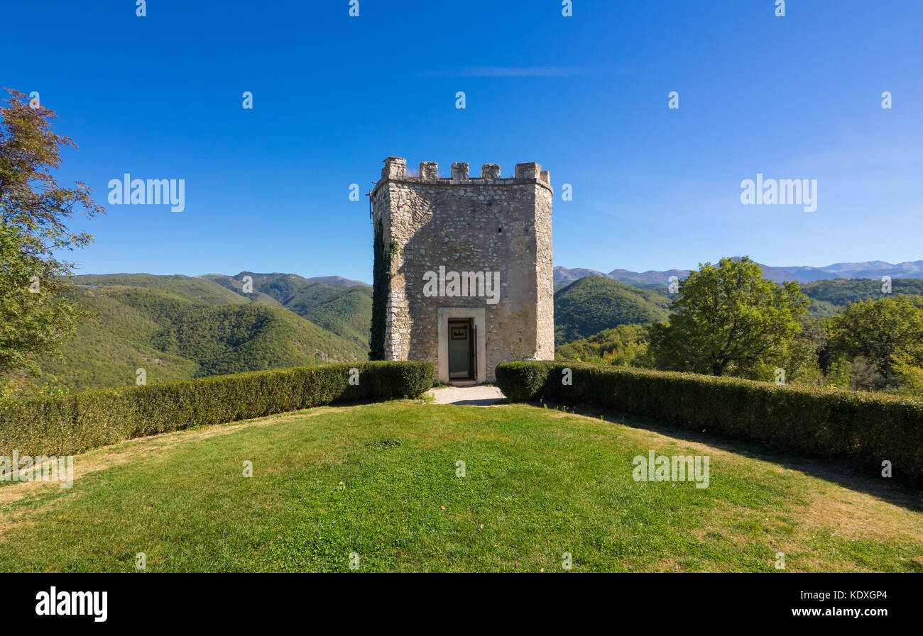 Arch over stairs hi-res stock photography and images - Alamy