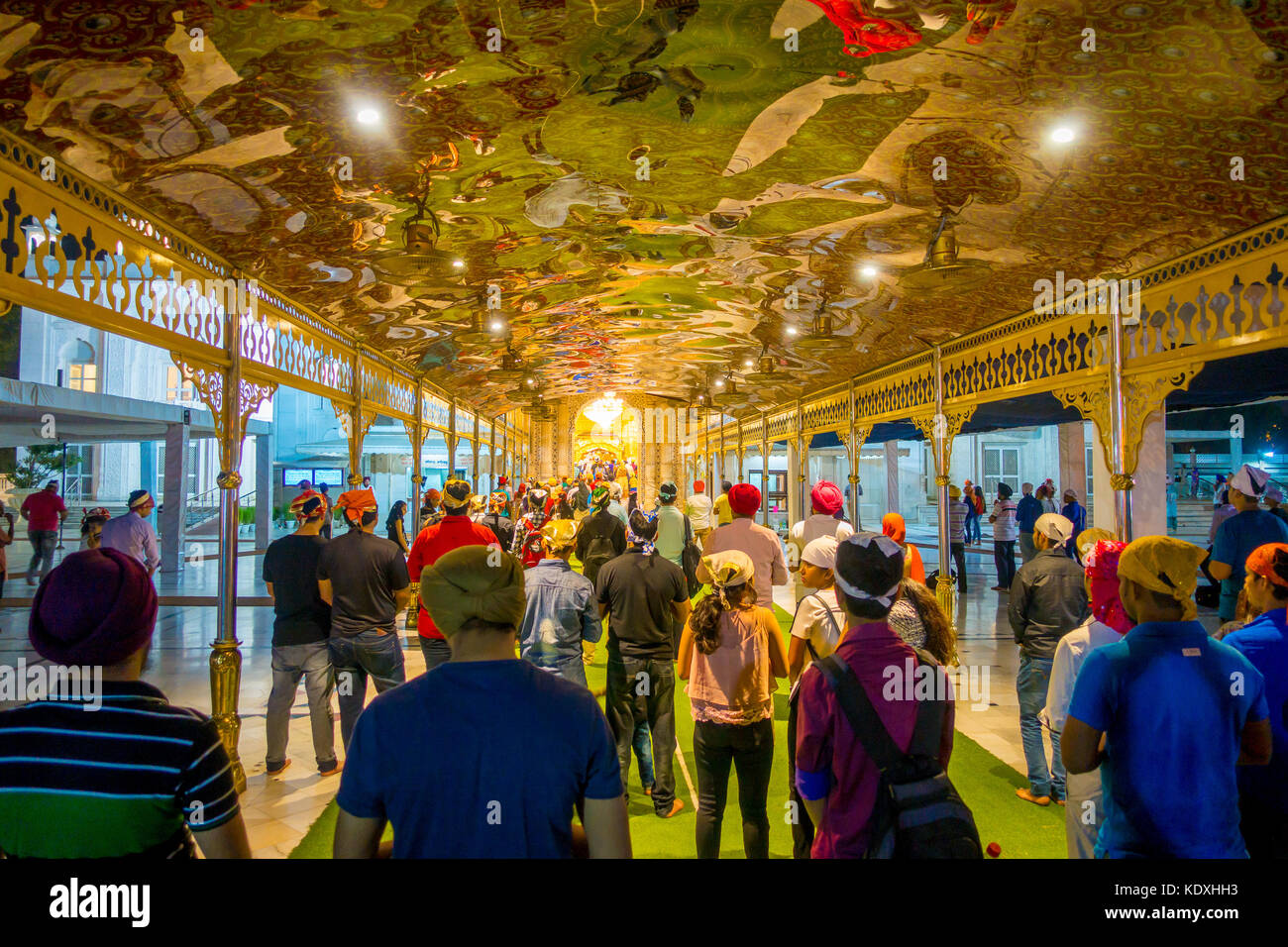 DELHI, INDIA - SEPTEMBER 19, 2017: Crowd of people walking in the plaza ...