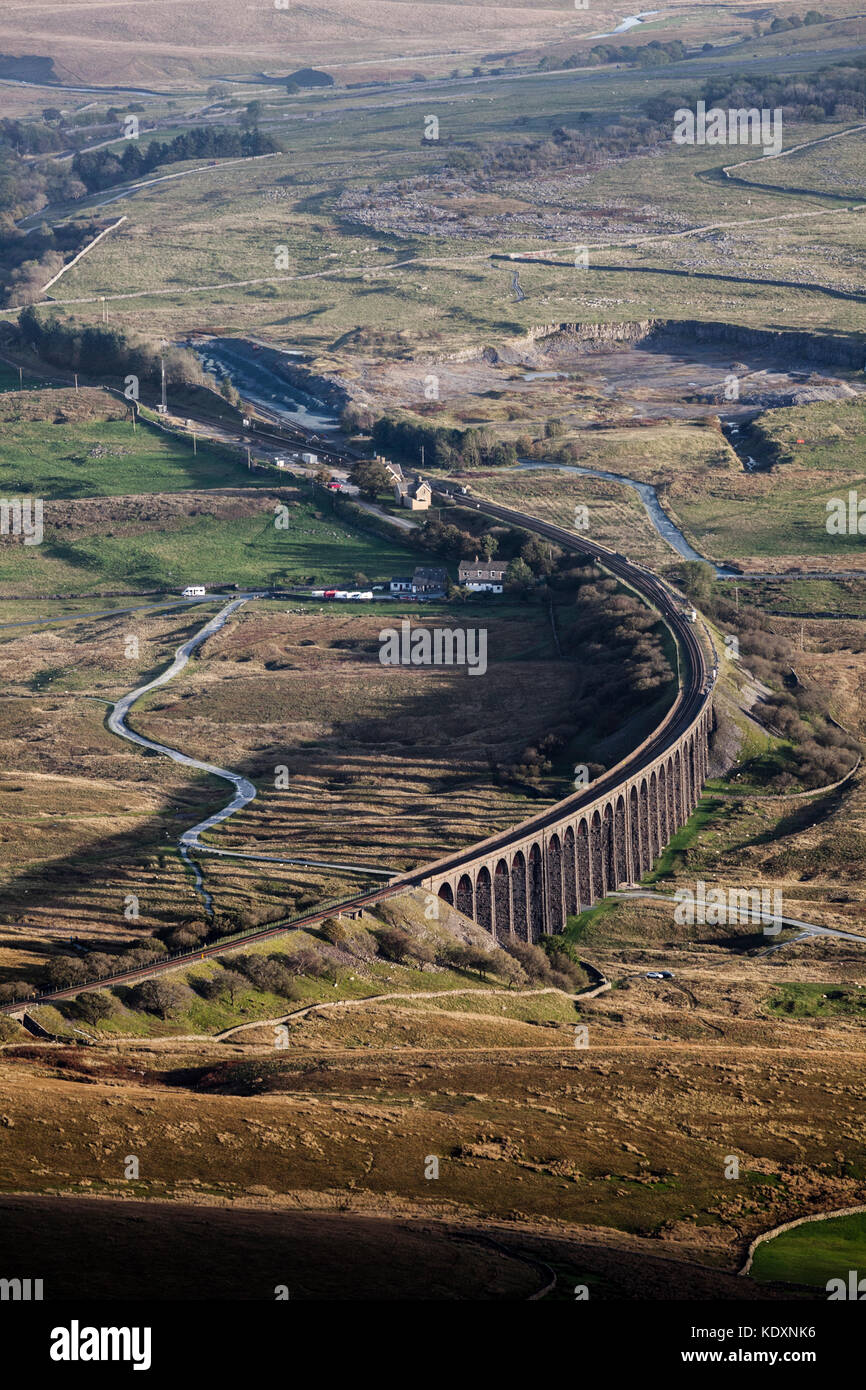 Ribblehead viaduct from whernside hi-res stock photography and images ...
