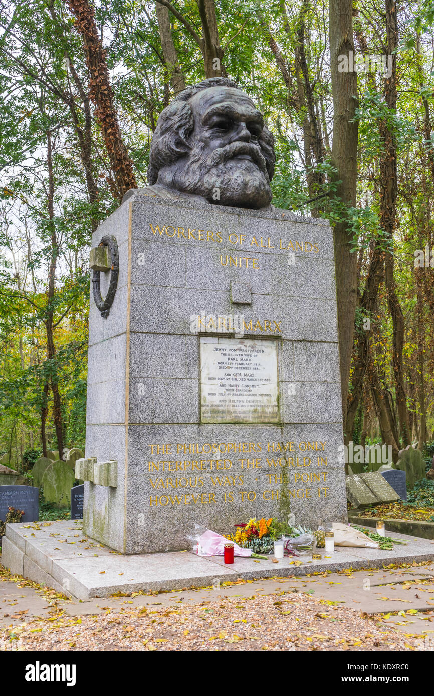 Karl Marx grave in the eastern part of Highgate cemetery featuring a ...