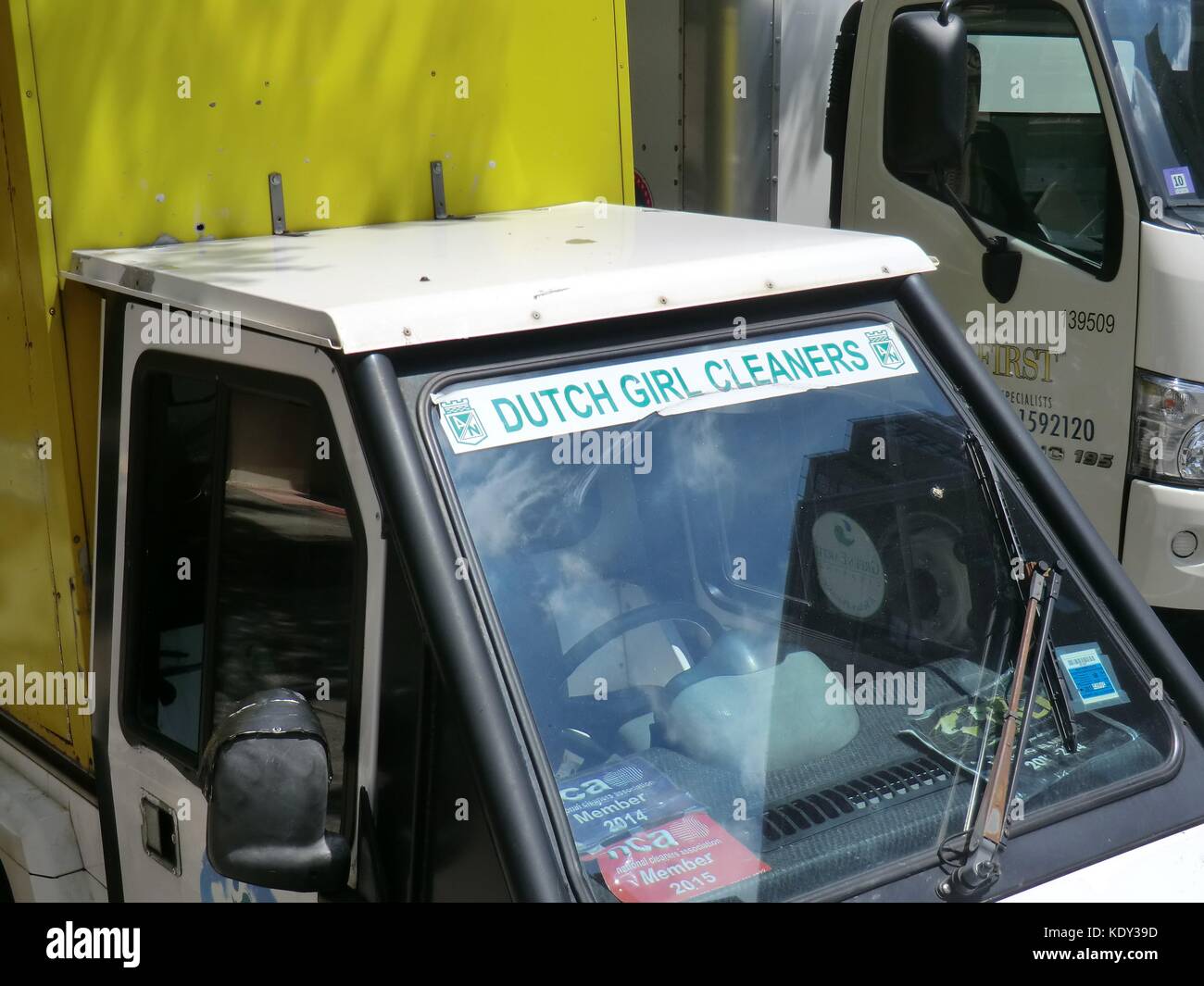 Dutch girl cleaners hi-res stock photography and images - Alamy